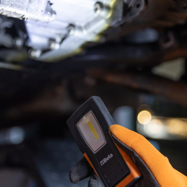 Lanterna de LED recarregável e compacta 1838COMPACT – Beta Tools