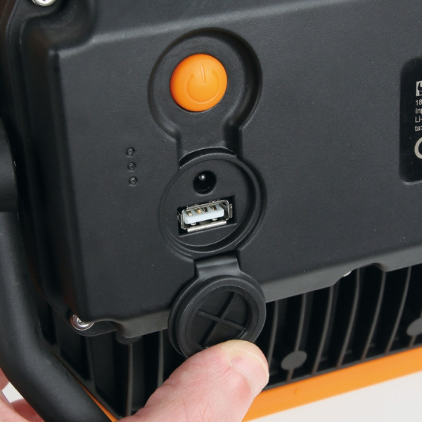 Aufladbarer LED-Baustrahler 1837C – Beta Tools