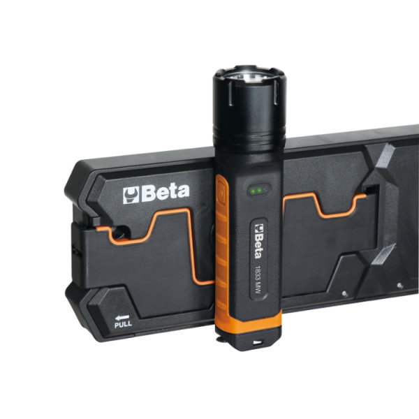 High-brightness LED torch, wireless rechargeable 1833MW – Beta Tools