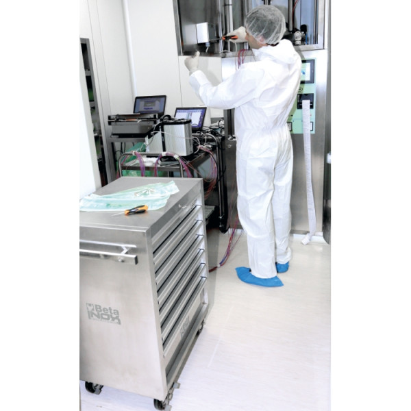 Mobile roller cab with seven drawers, made entirely of stainless steel ...