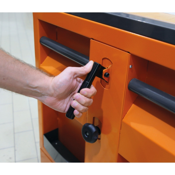 MaxiTank mobile workbench C30M – Beta Tools