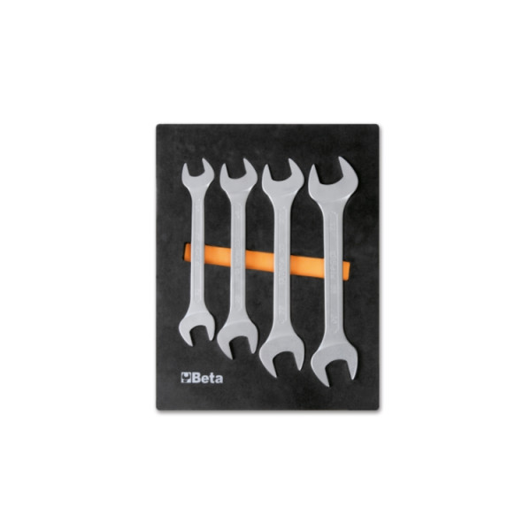 Soft thermoformed tray with tool assortment M38 – Beta Tools